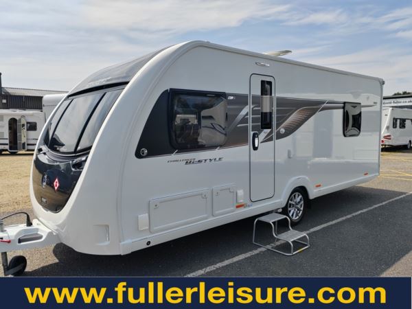 Used Swift HI-STYLE 560 2022 4 BERTH REAR ISLAND BED CARAVAN WITH ...